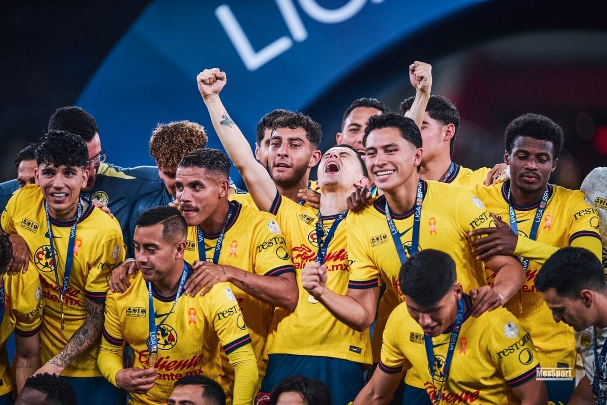 América celebra su tricampeonato con un mensaje especial para Cruz Azul ... América celebra su tricampeonato con un mensaje especial para Cruz Azul ...